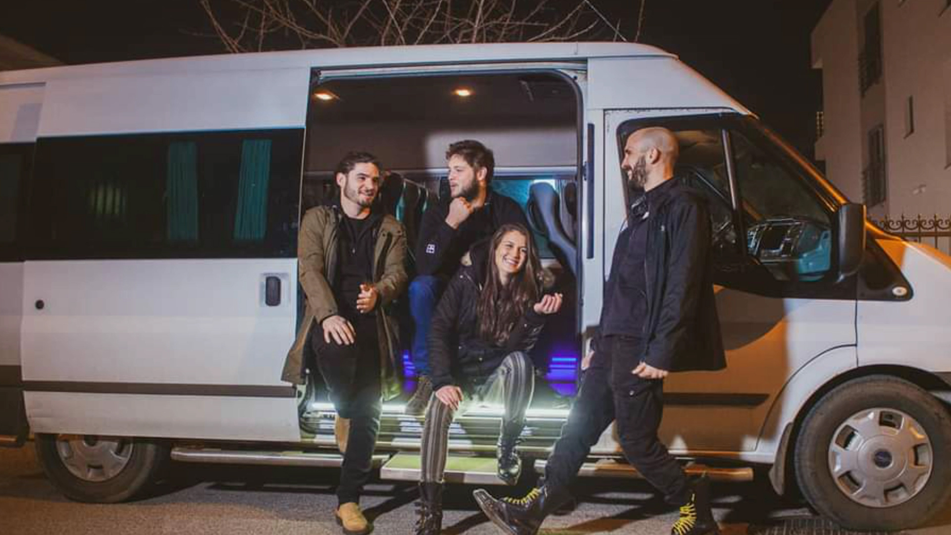 ŽURKA ON LINE? - Perspektiva.Plus